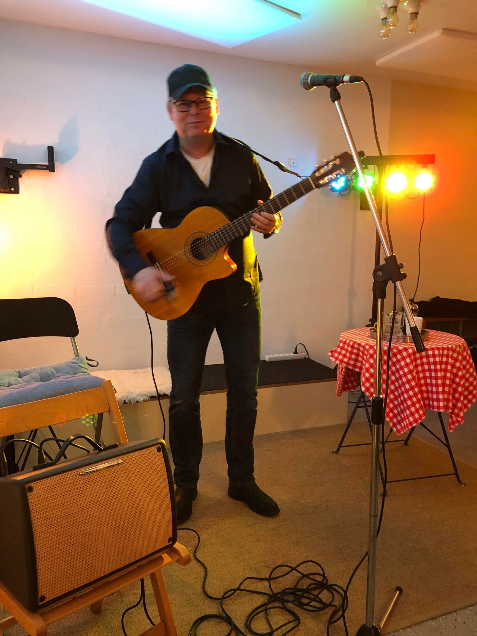 Michael Hamilton - Spil Dansk