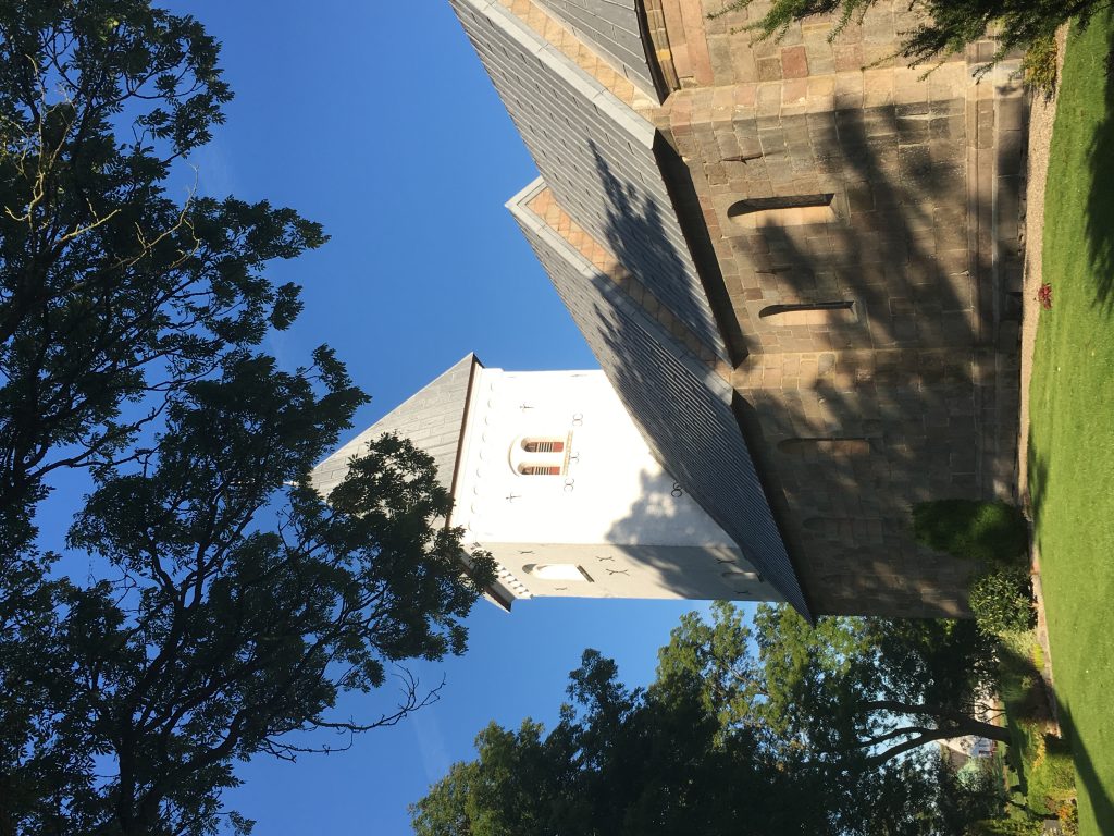 Byen synger morgensang i Aarestrup - Spil Dansk